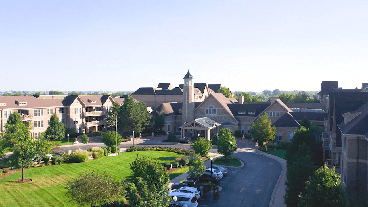 Luxury Senior Living in Glenview, IL | Vi at The Glen